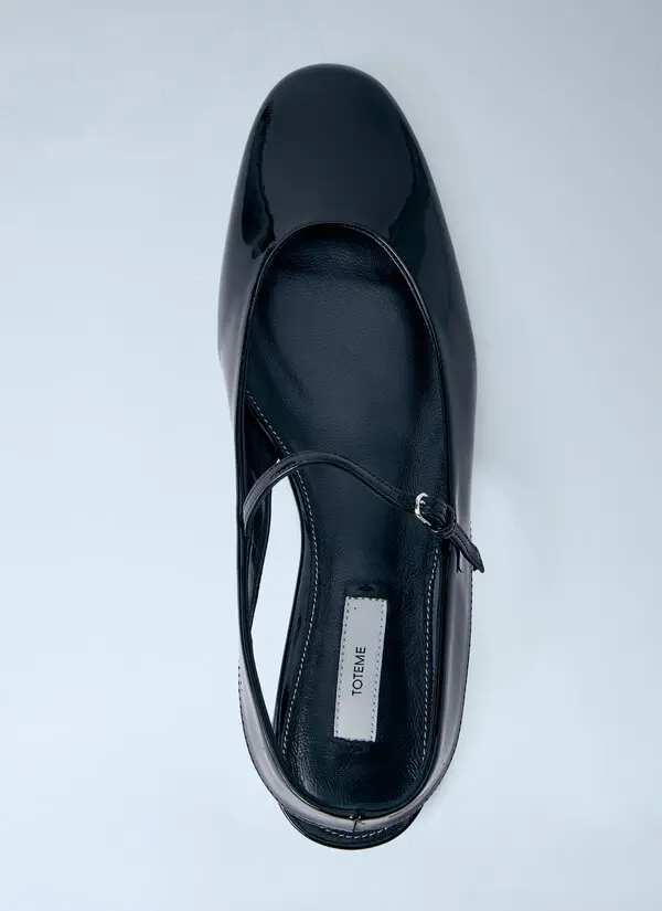 TOTEME Patent Leather Slingback Flats - Black