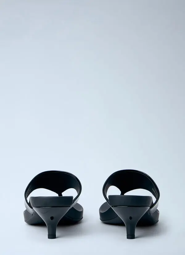 Prada Patent Leather Thong Sandals - Black