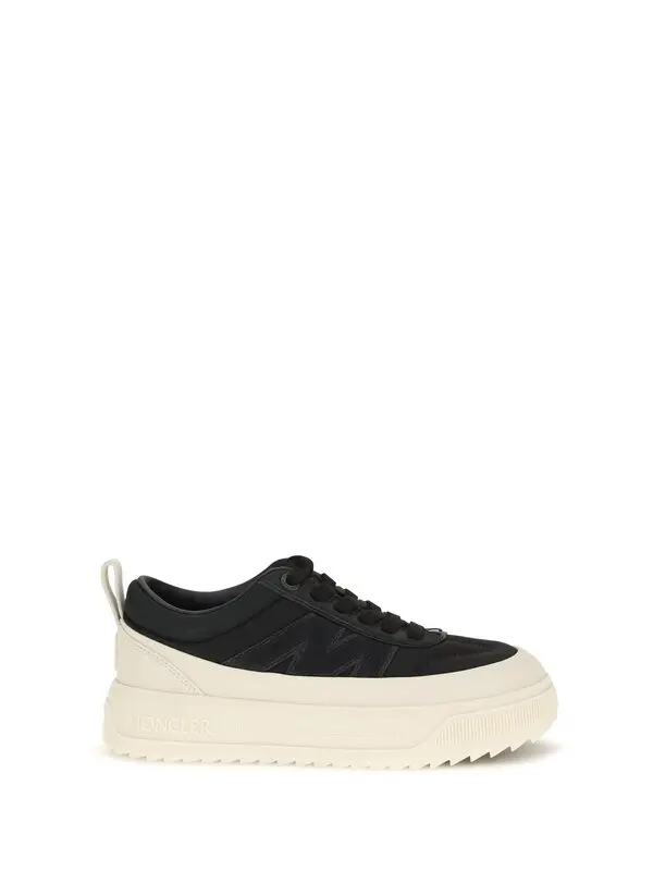 Moncler Altive Sneakers In Nubuck And Suede - Black