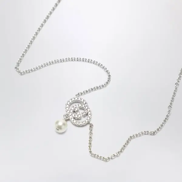 Gucci Gg Necklace With Crystals And Pearls - Silver