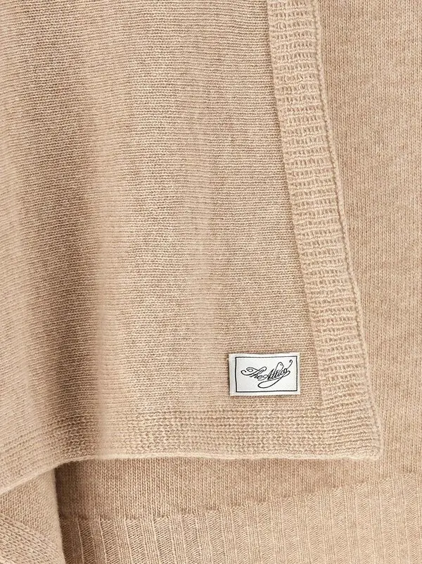 Attico Sweater With Scarf - Cream