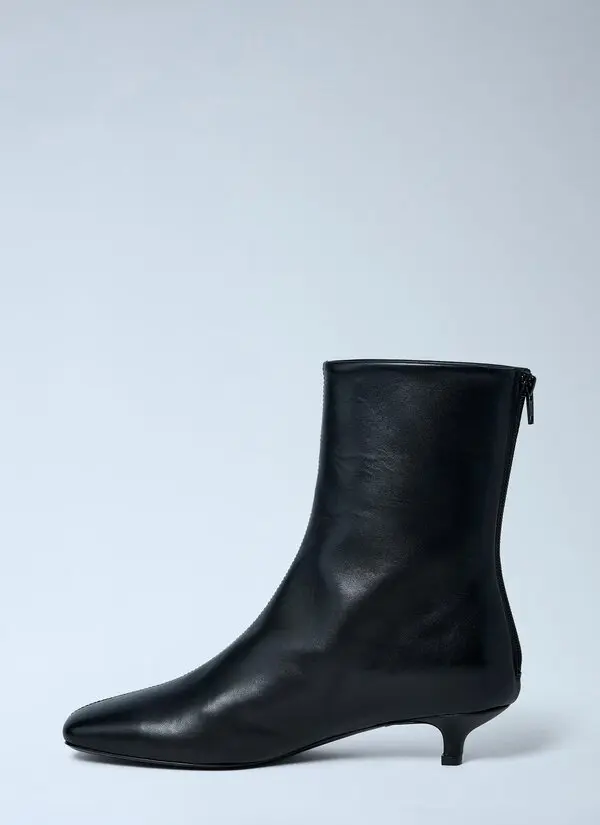 TOTEME Classic Day Leather Ankle Boots