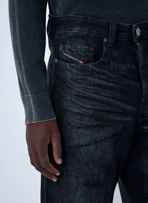DIESEL® 2001 D-macro-fsh Jeans