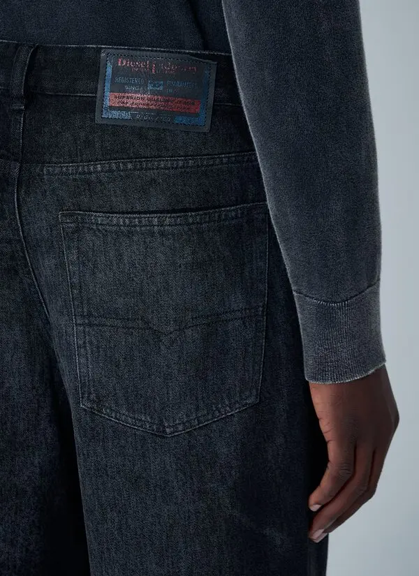 DIESEL® 2001 D-macro-fsh Jeans