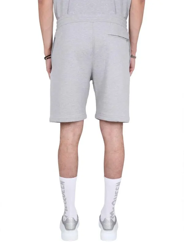 Alexander McQueen Bermuda Shorts With Graffiti Logo Print - Gray