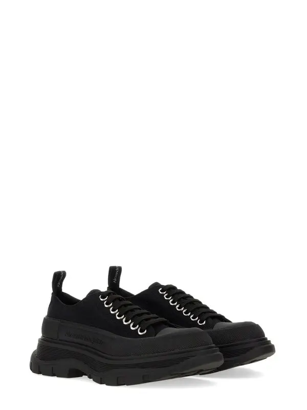 Alexander McQueen Tread Slick Sneaker - Black