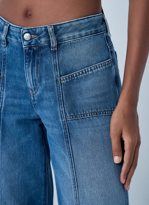DIESEL® D-akii Jeans