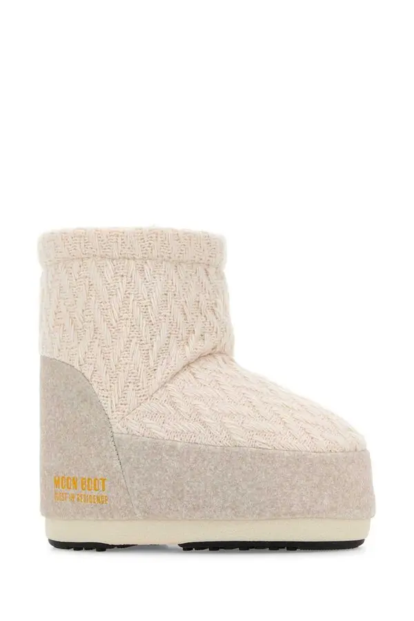 Moon Boot Ivory Fabric X Guest In Residence Icon Low Ankle Boots - White