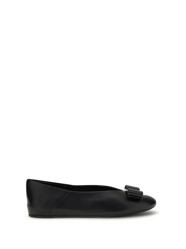 FERRAGAMO Vara Bow Ballerinas - Black