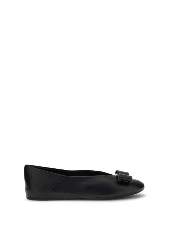 FERRAGAMO Vara Bow Ballerinas - Black