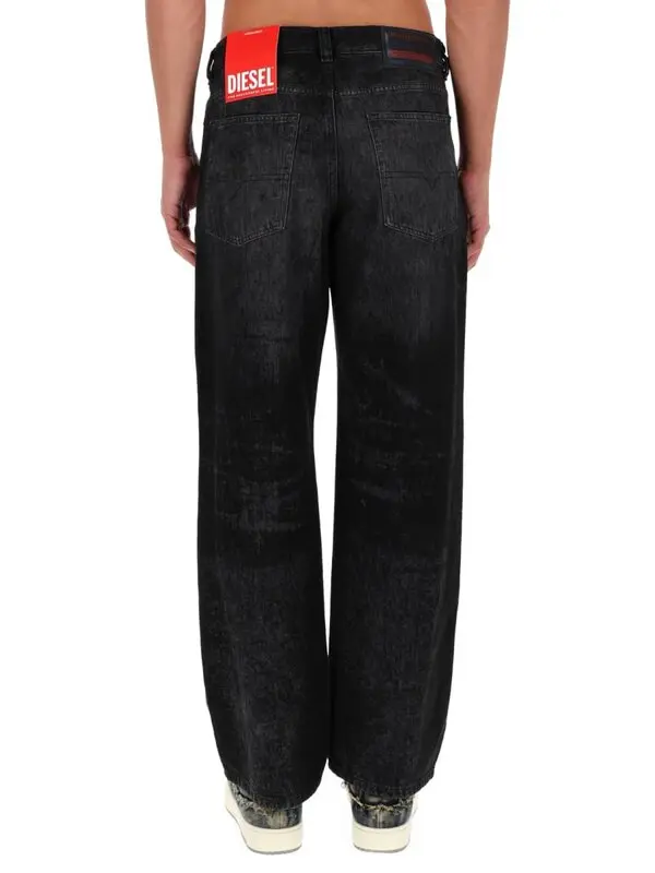 DIESEL® 2001 D-macro-fsh Jeans