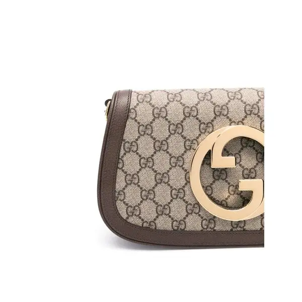 Gucci Neutrals Shoulder Bags