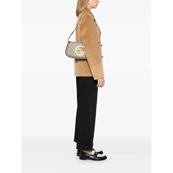Gucci Neutrals Shoulder Bags