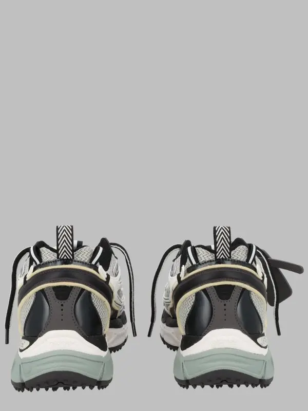 Off-White Sneaker Be Right Back