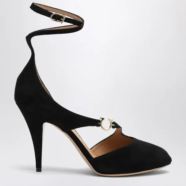 FERRAGAMO Decollete With Gancini Detail