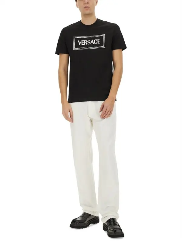 Versace T-shirt With '90s Vintage Embroidered Logo