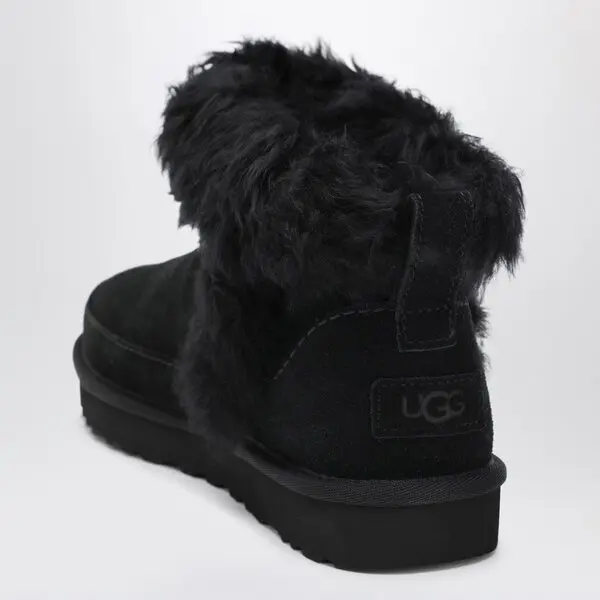 UGG Classic Ultra Mini Chalet Boots