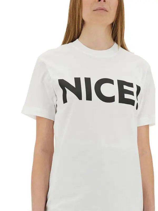 Moschino T-shirt Nice