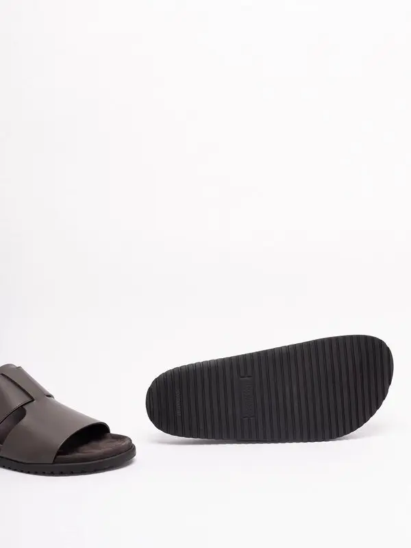 Dolce & Gabbana Leather Sandals