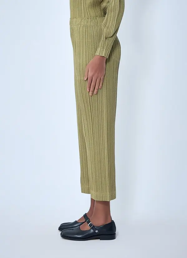 Issey Miyake Ribbed Knit Pants