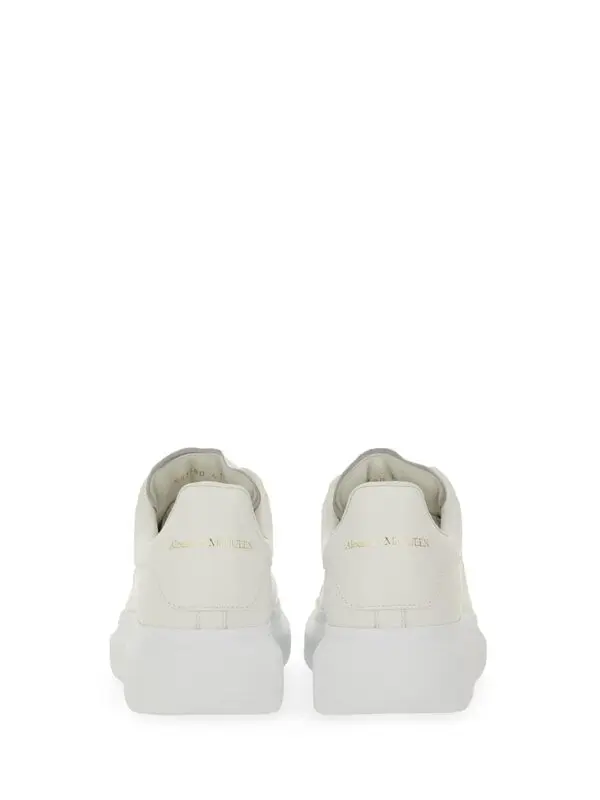Alexander McQueen Sneakers Oversize - White