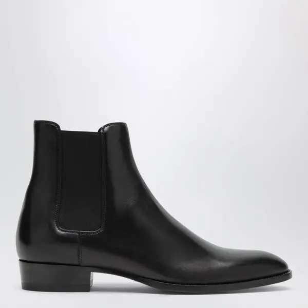 Saint Laurent Wyatt Leather Chelsea Boots - Black