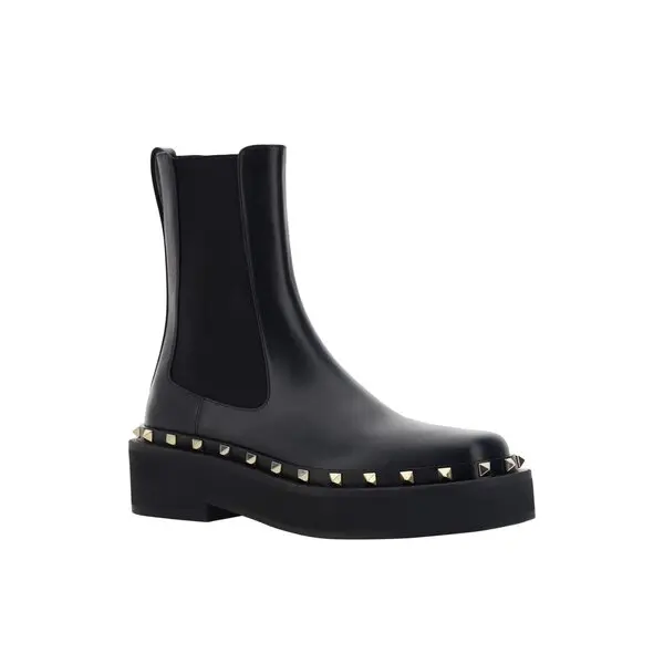 Valentino Garavani Rockstud M-way Ankle Boots