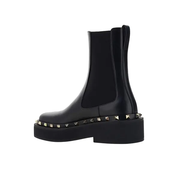 Valentino Garavani Rockstud M-way Ankle Boots