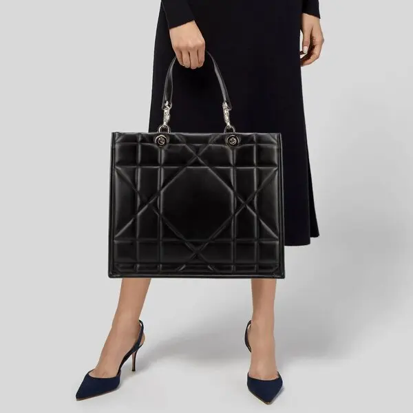 Dior Essential Large Tote Bag - Black