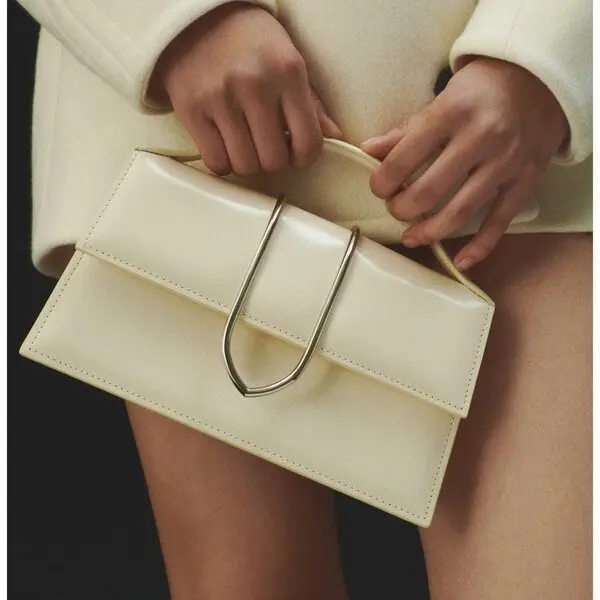 Jacquemus Le Grand Bambino Shoulder Bag - White