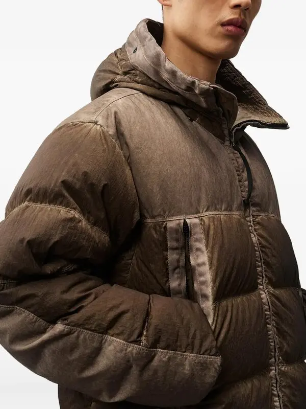C.P. COMPANY Goggle-detail Quilted Medium Jacket