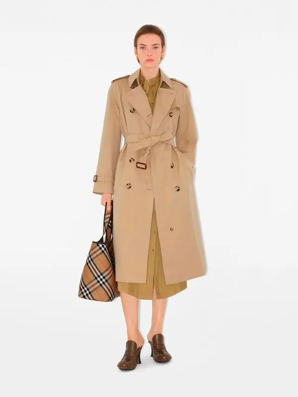 Burberry Long Waterloo Heritage Trench Coat
