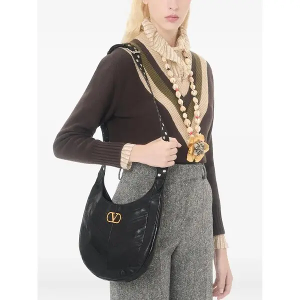 Valentino Garavani Shoulder Bags