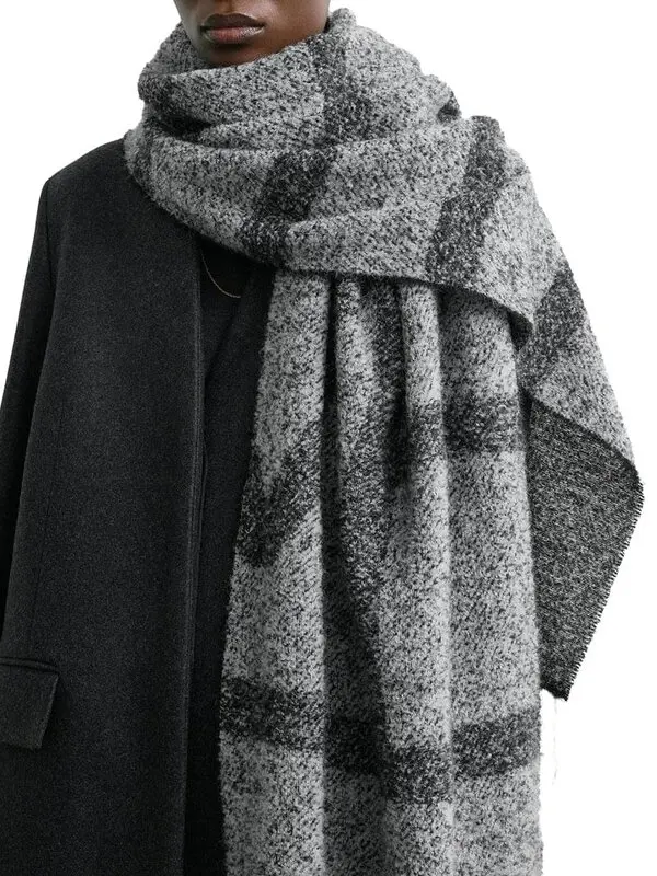 TOTEME Jacquard Scarf With Monogram - Multicolor