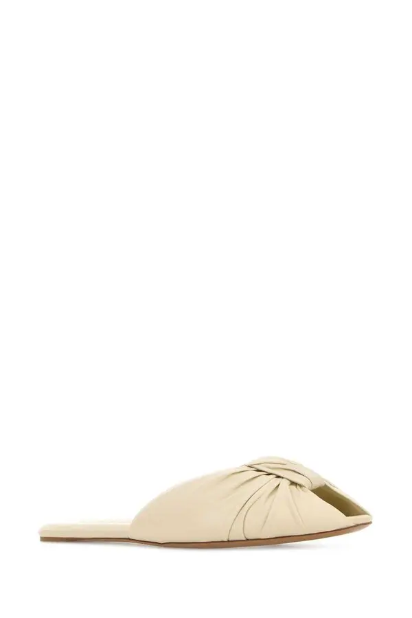 Chloé Leather Suzie Slippers - White