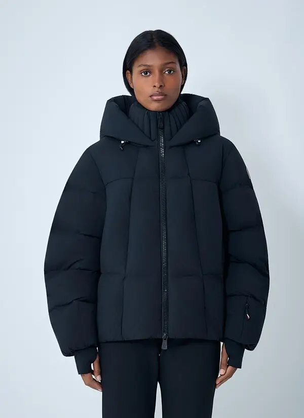 Moncler Bonnieure Short Down Jacket