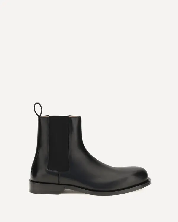 Loewe Bobine Chelsea Ankle Boots In Polished Calfskin - Black