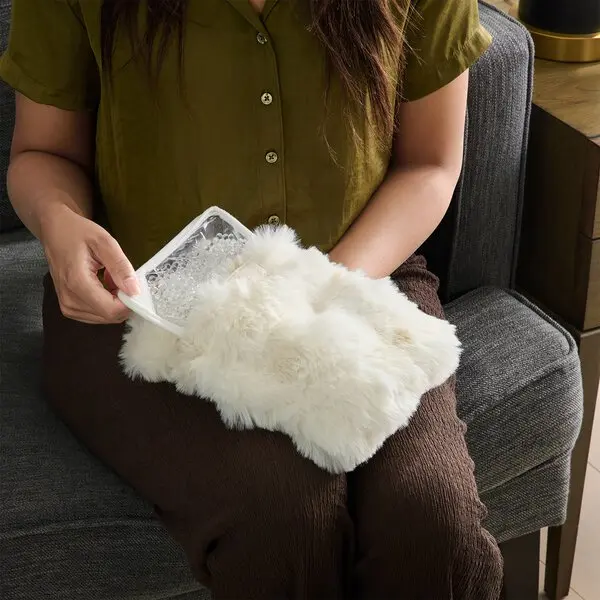 BROOKSTONE Bubble Faux Fur Warming Pod - Ivory
