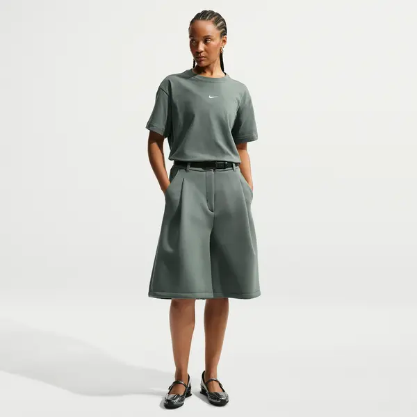Nike Sportswear Classic Oversized T-shirt