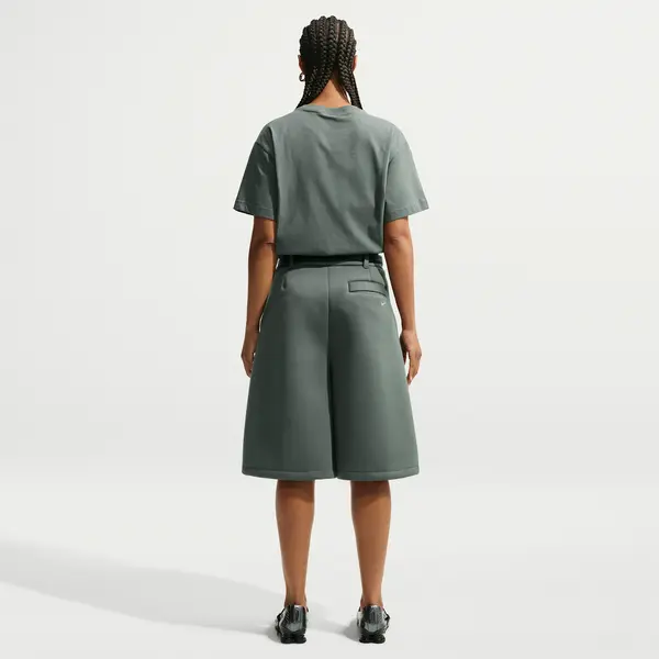 Nike Sportswear Classic Oversized T-shirt