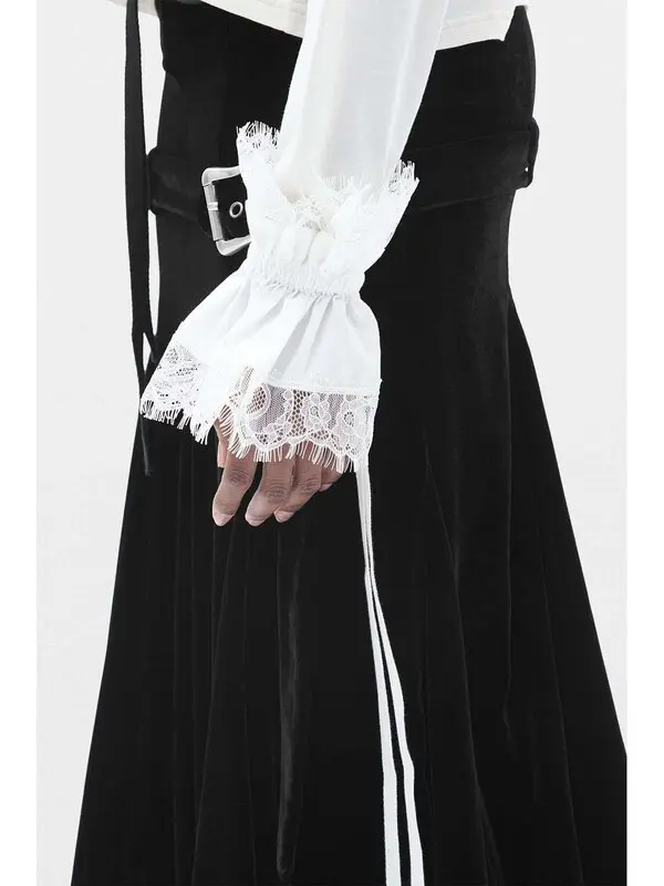ANN DEMEULEMEESTER Lace-ruffled Cuffs
