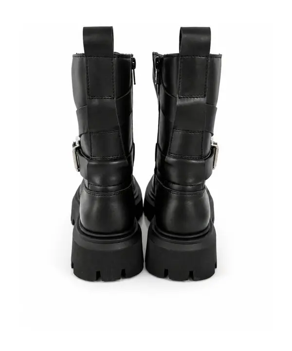 ANDREA MONTELPARE Round-toe Boots
