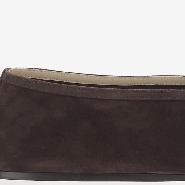 Le Monde Beryl Suede Tapered-toe Slippers