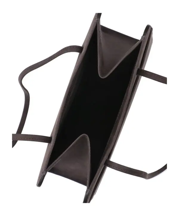 FANE Lisse Structured Shoulder Bag