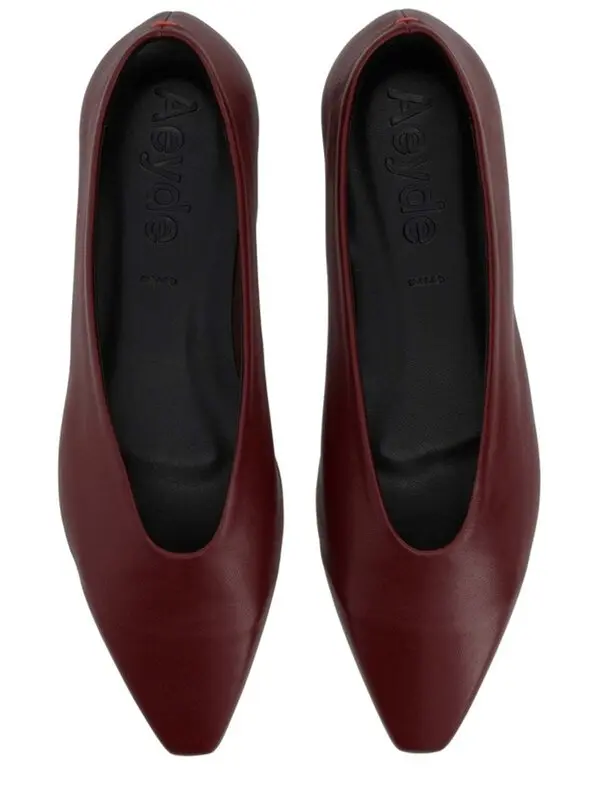 AeydĒ Leather Pointedtoe Flats