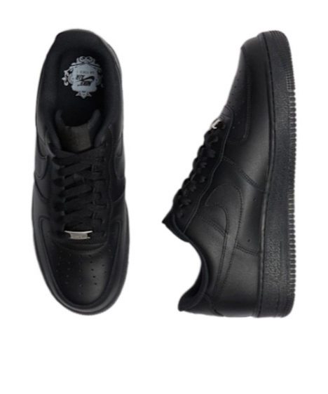 Nike Lowtop Laceup Shoes