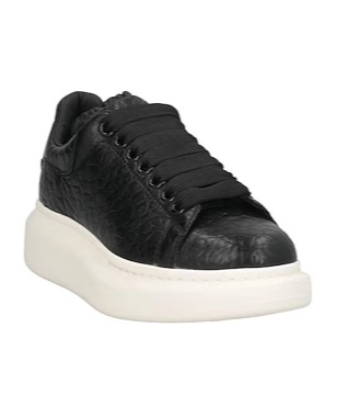 Jacquemus Minimalist Solid Color Sneakers