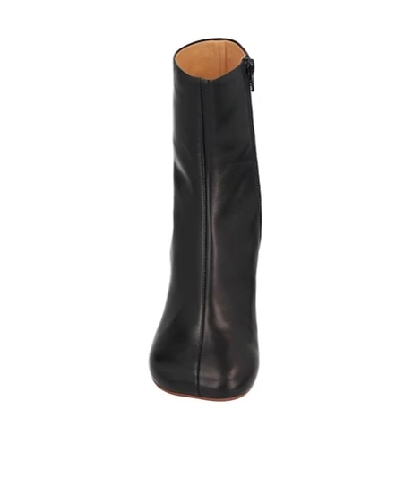 MAISON MARGIELA Minimalist Square-toe Ankle Boots