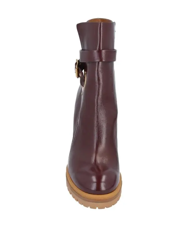 Chloé Minimalist Leather Shoes