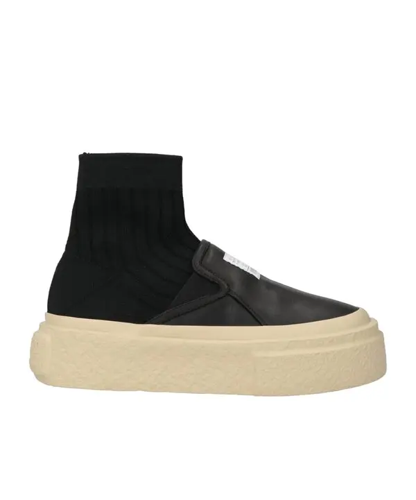 MAISON MARGIELA Thick-soled Casual Shoes - Black